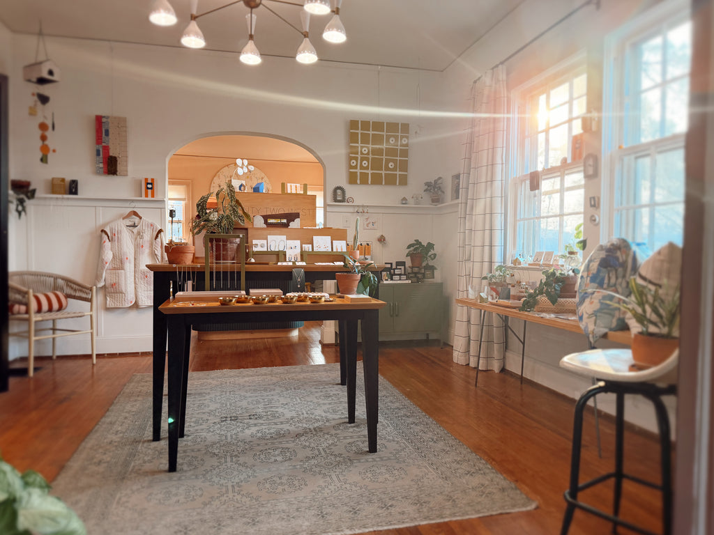 Storefront – Twenty Two West